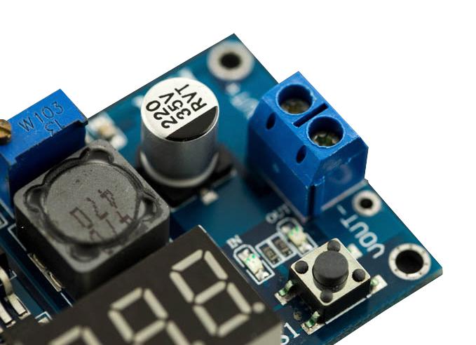 DFR0379 - Dfrobot - Buck Converter, Digital Display, 4V to 40V Input